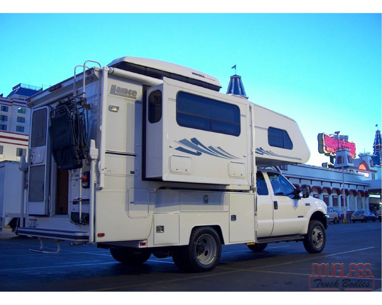 9' Camper Body - Douglass Truck Bodies