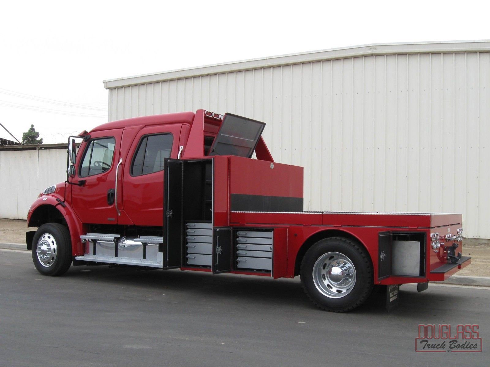 12’ Custom Hauler Body - Douglass Truck Bodies