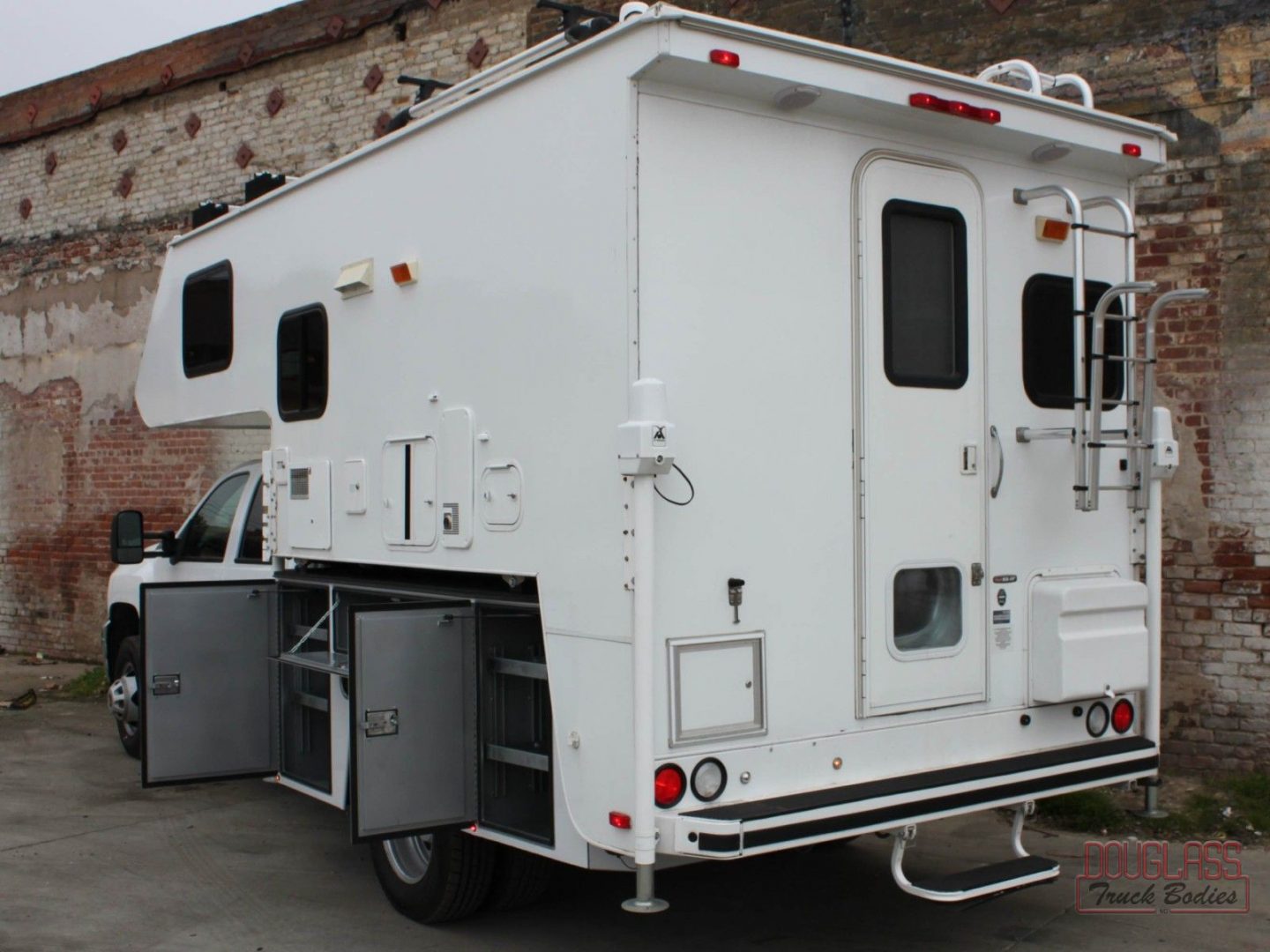 9′ Camper Body - Douglass Truck Bodies