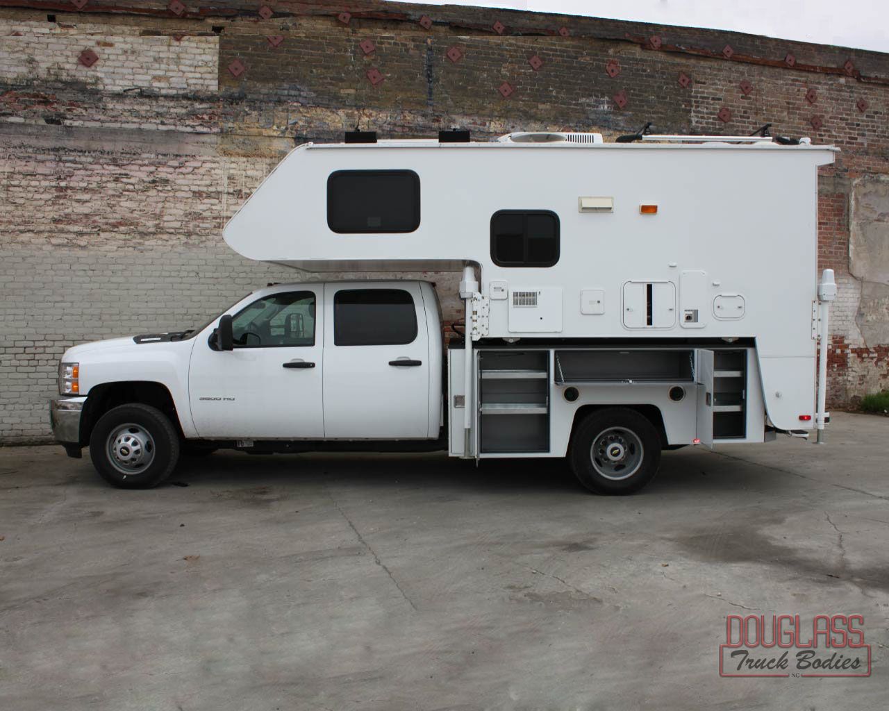 9′ Camper Body - Douglass Truck Bodies