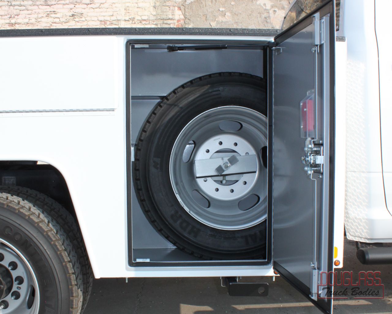 9′ Douglass Camper Body - Douglass Truck Bodies