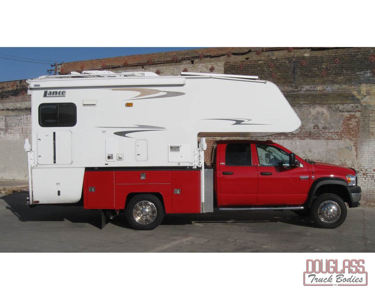 9′ Douglass Camper Body - Douglass Truck Bodies