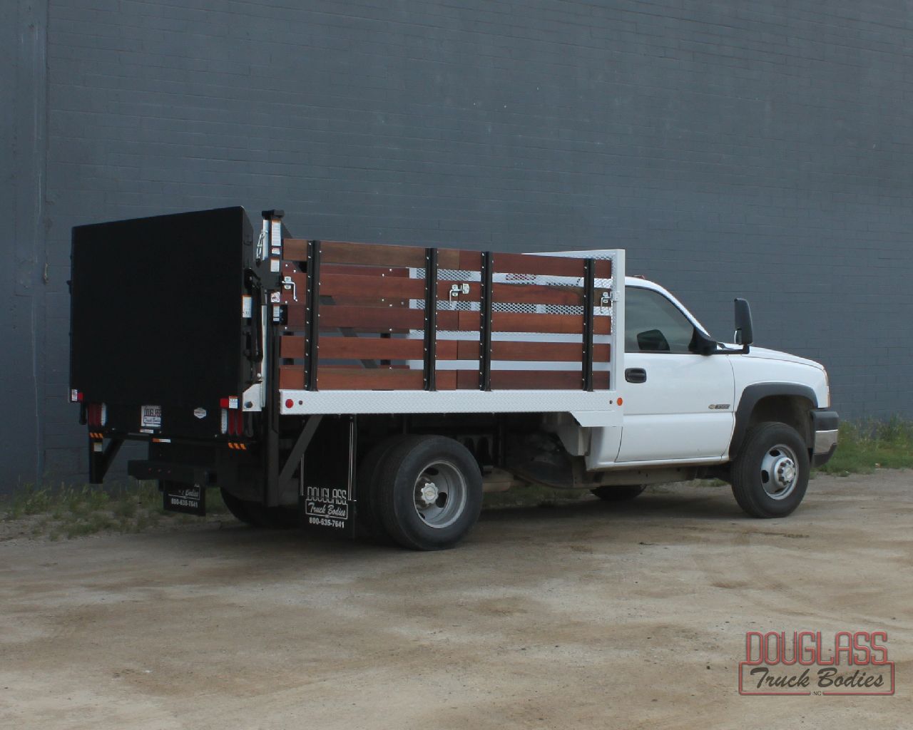 9' Douglass Diamond Plate Flatbed - Douglass Truck Bodies