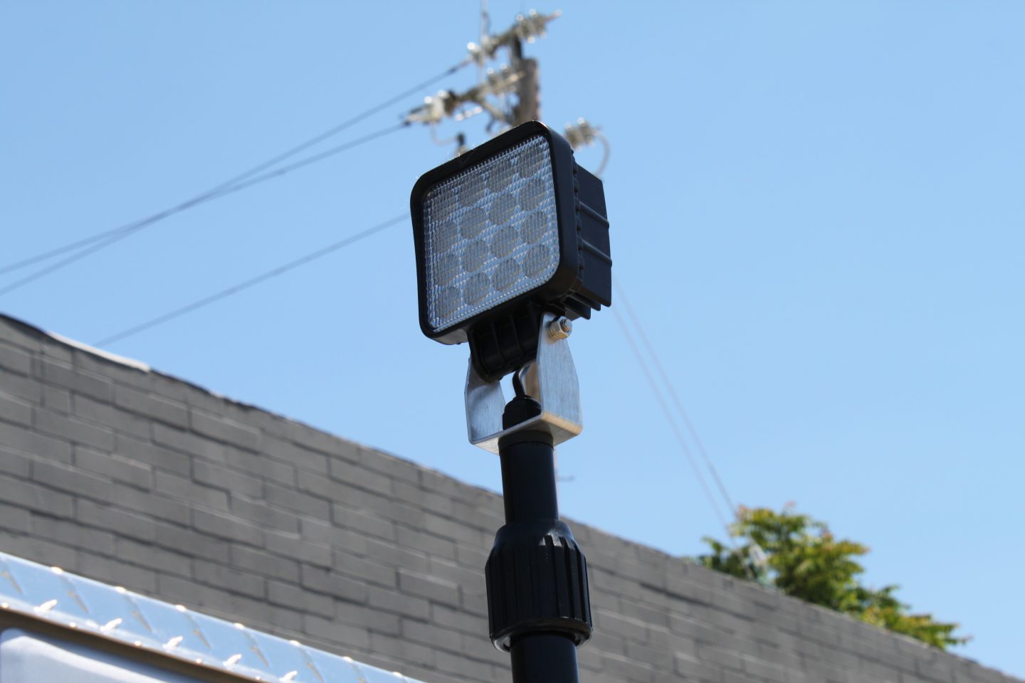 Delson Telescoping Work Lights - Douglass Truck Bodies