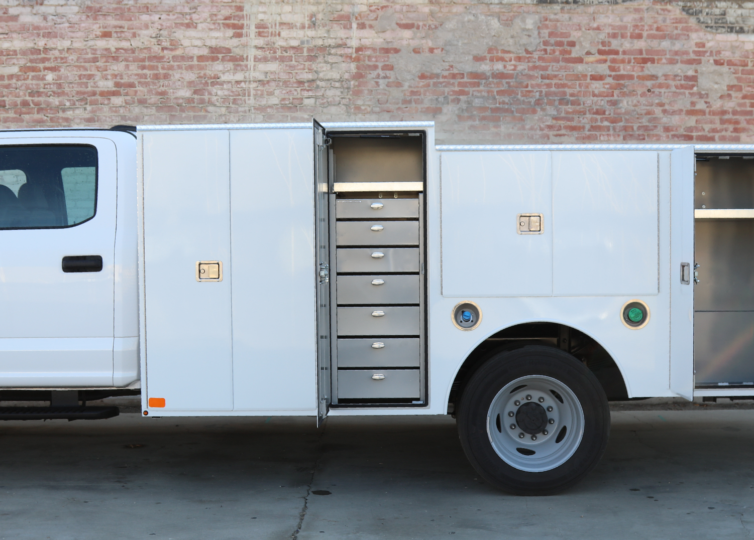 11′ Douglass Custom Service Body - Douglass Truck Bodies