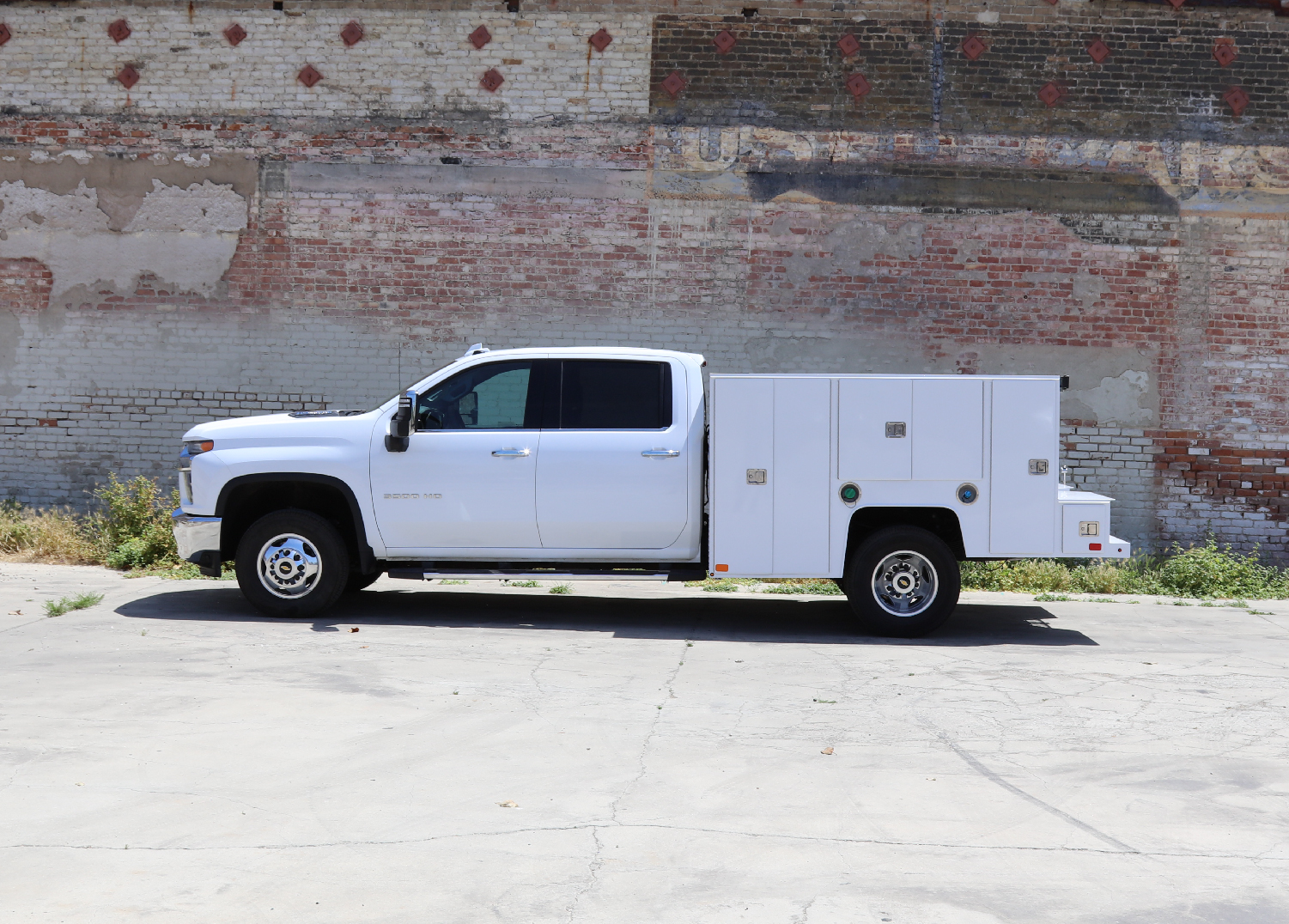 8' Custom Douglass Service Body - Douglass Truck Bodies
