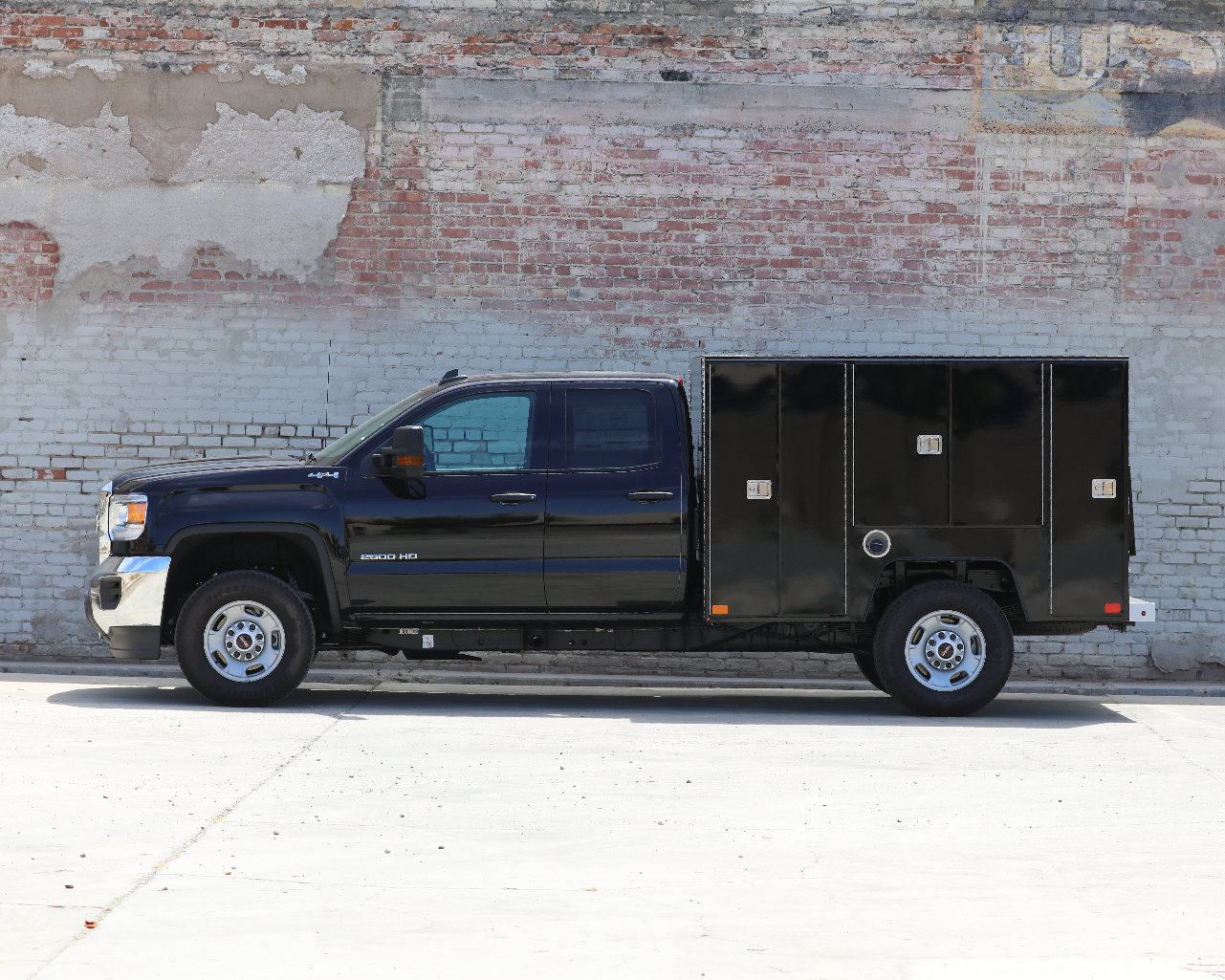 8′ Custom Douglass Service Body - Douglass Truck Bodies