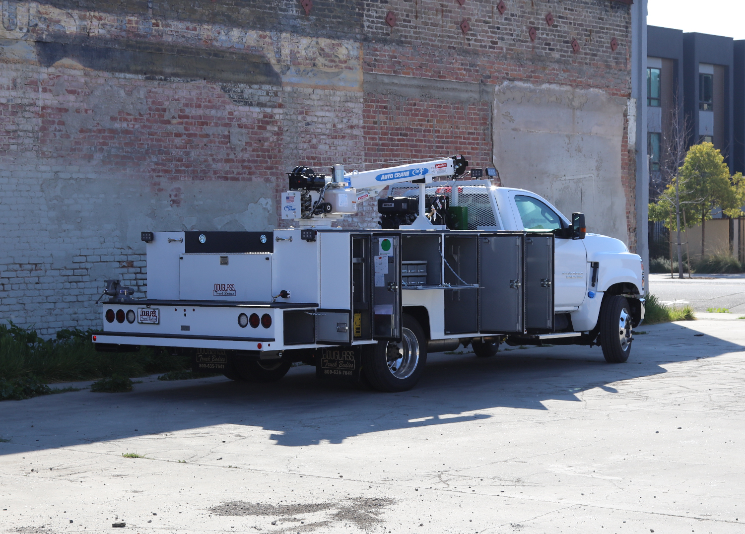 11′ Douglass Maximizer Crane Body - Douglass Truck Bodies