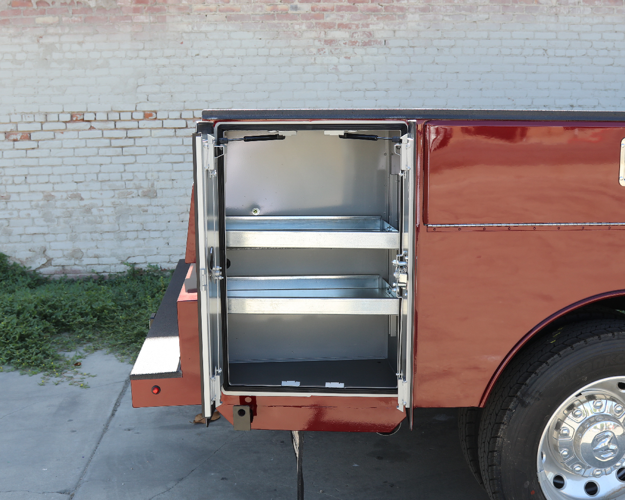 9′ Douglass Camper Body - Douglass Truck Bodies