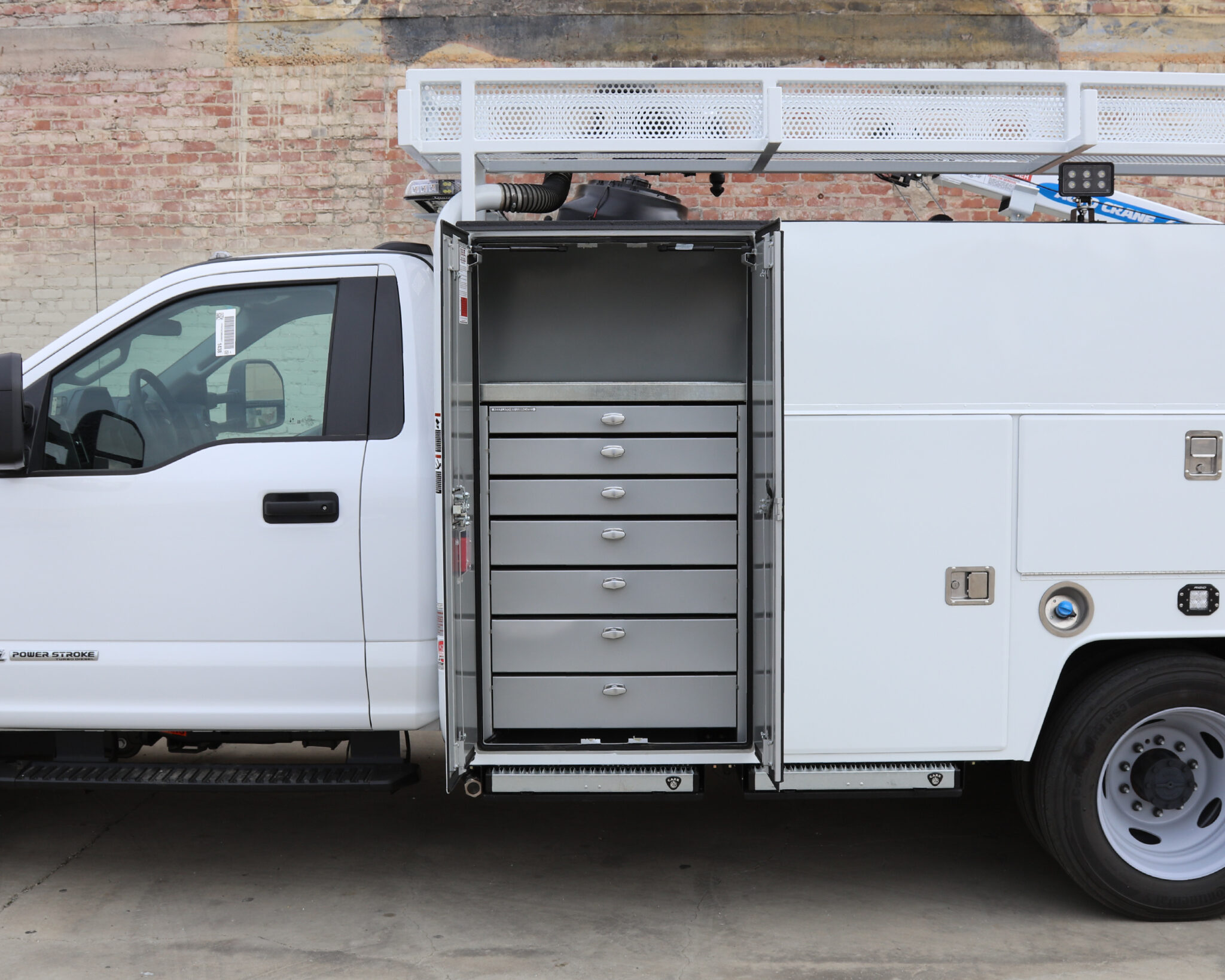 11′ Douglass Maximizer Crane Body - Douglass Truck Bodies