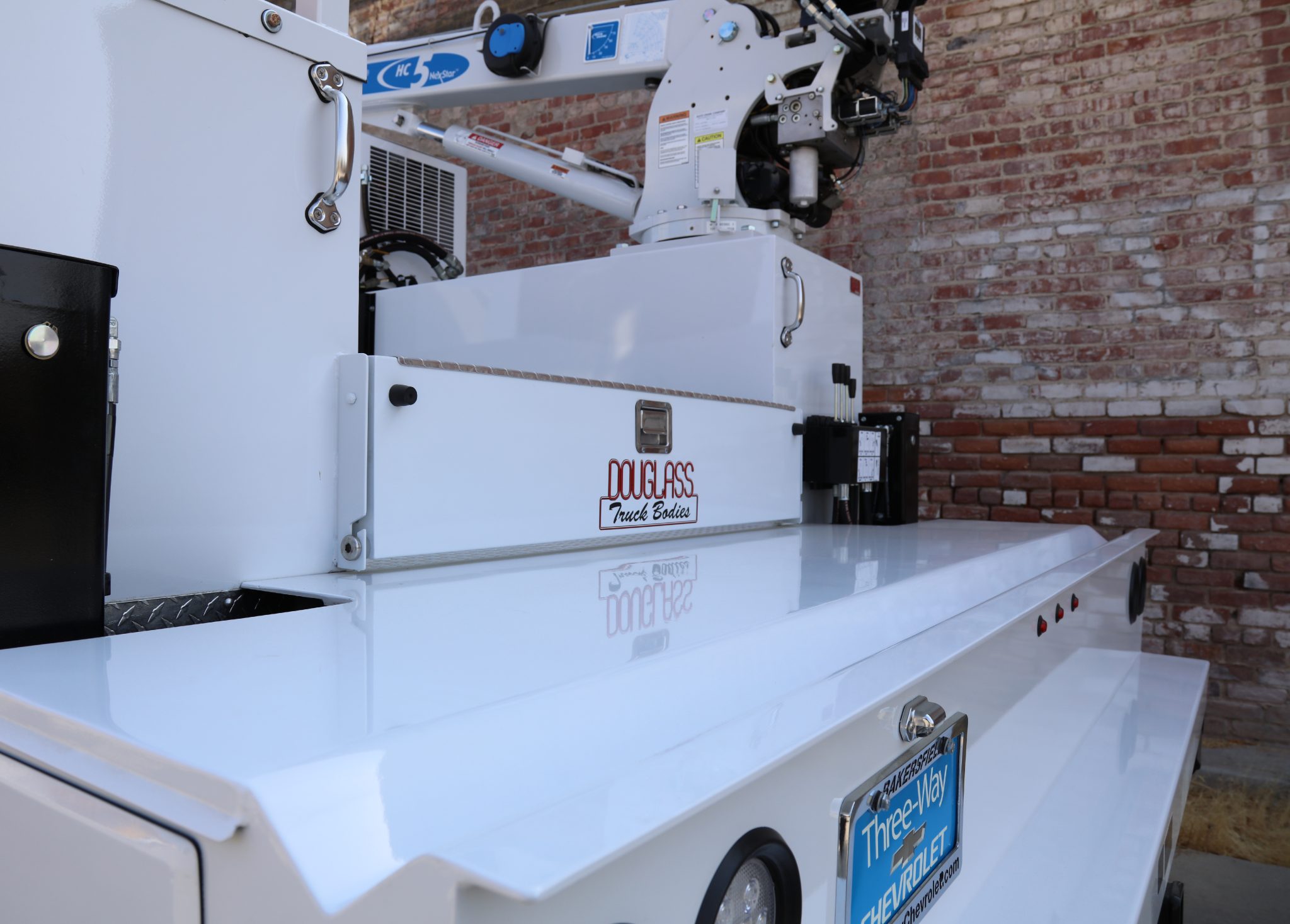 11ft Douglass Maximizer Crane Body - Douglass Truck Bodies